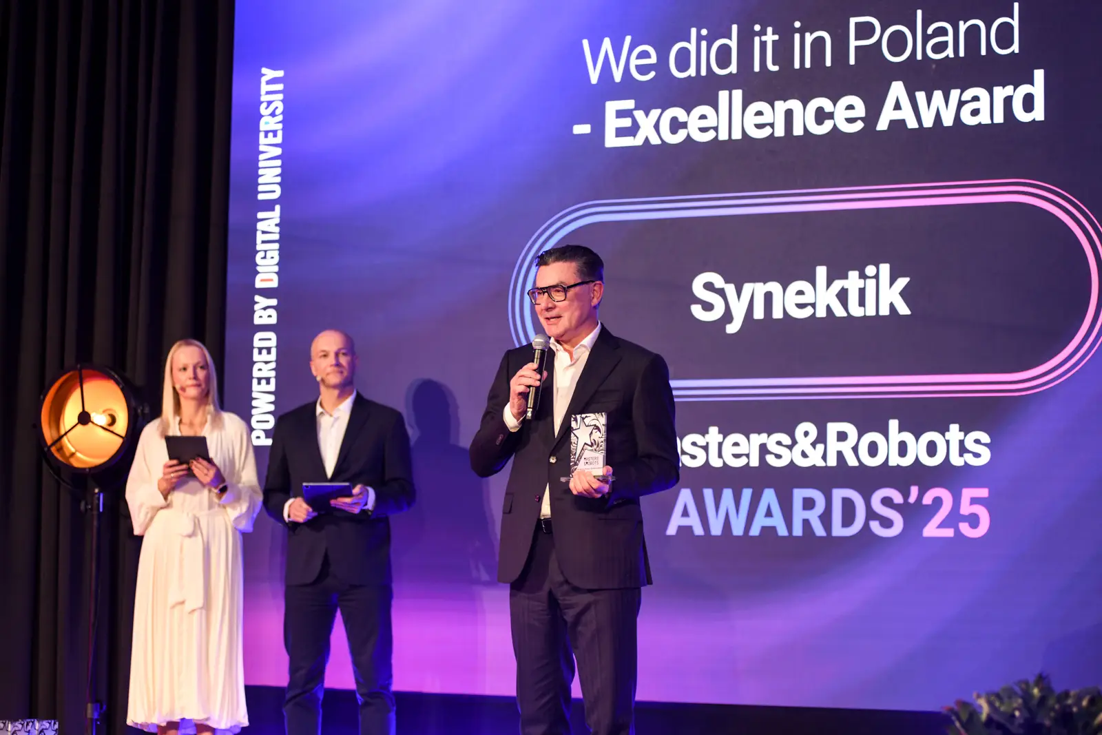 We Did It In Poland award presented at the Masters & Robots Gala